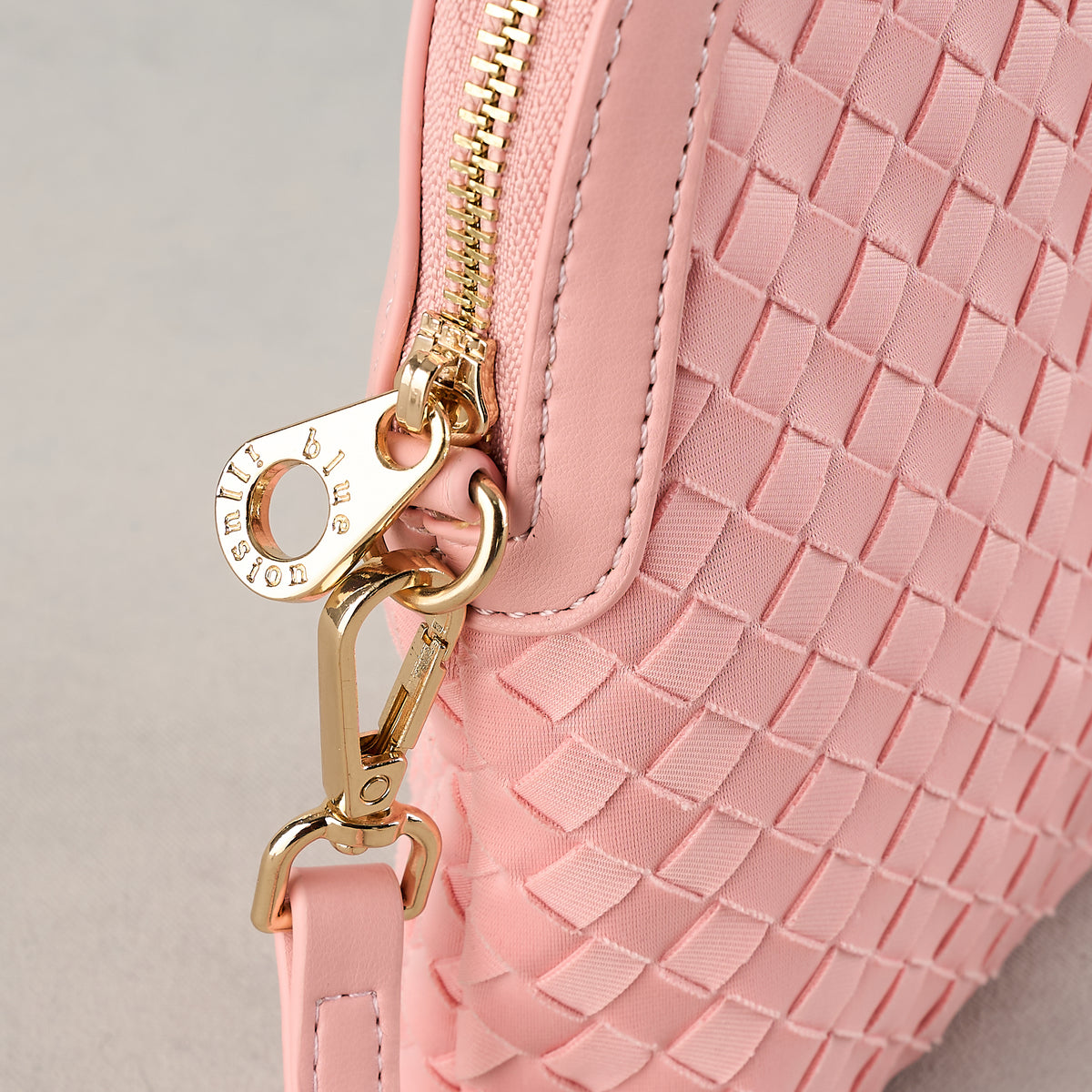 Soft Woven Phone Bag - Light Pink – Blue Illusion