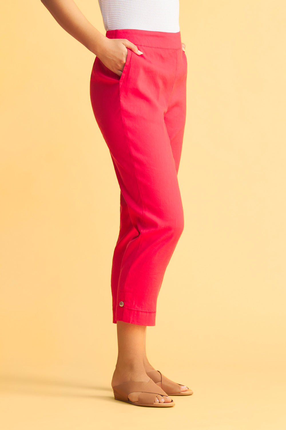 Tab Detail Tapered Pant - Hibiscus – Blue Illusion