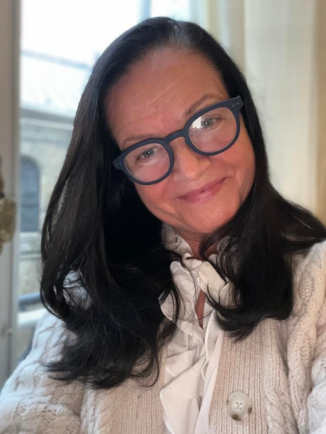 Story of Jane Webster – Blue Illusion